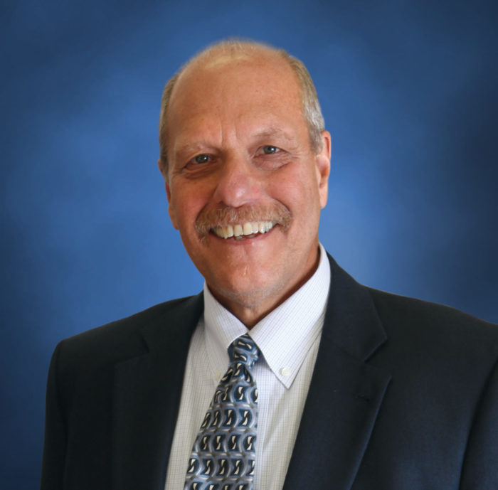 Memorial Healthcare System chief medical officer announces retirement ...