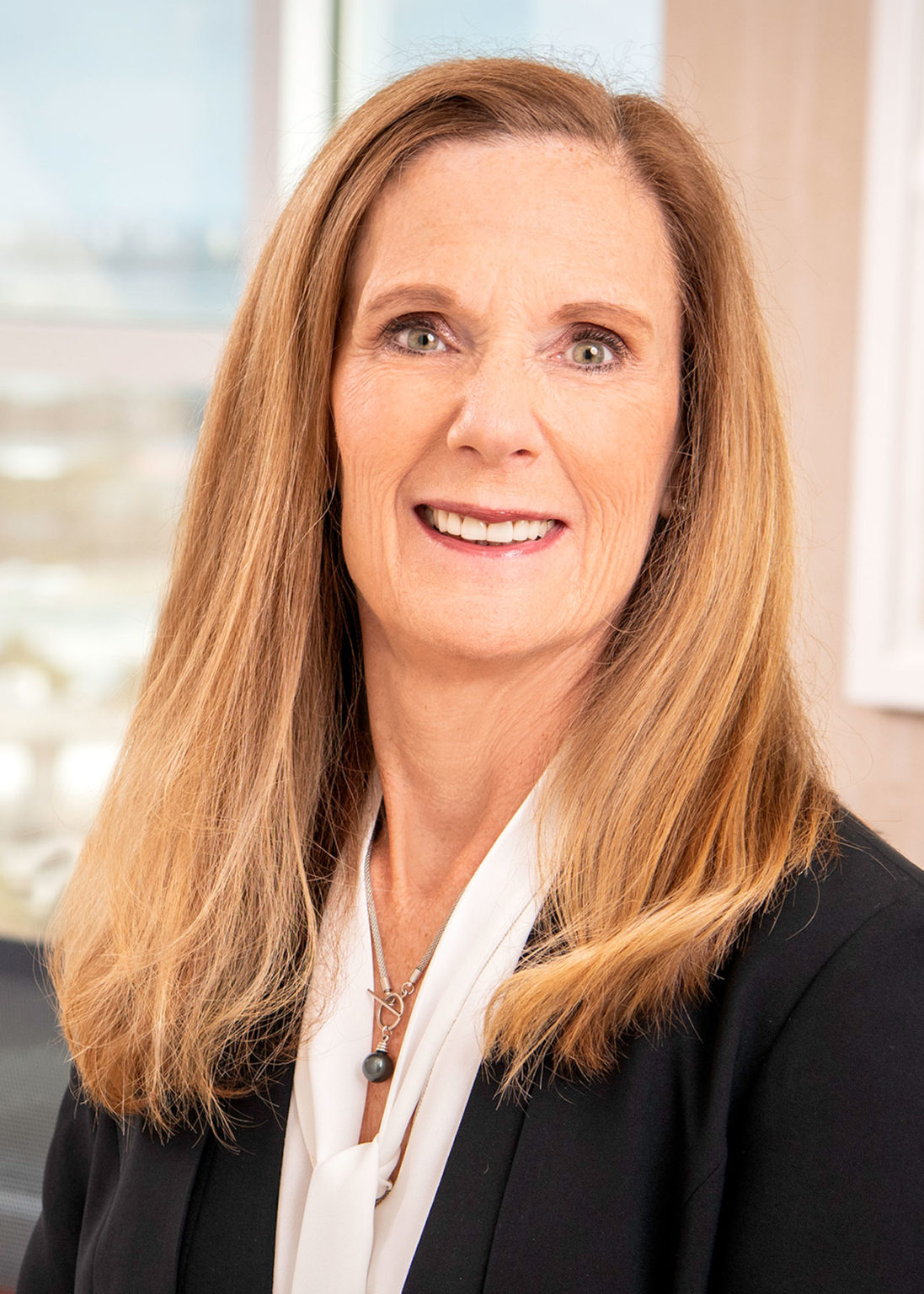 Apogee Awards Honorees: Susan N. Eisenberg - S. Florida Business & Wealth