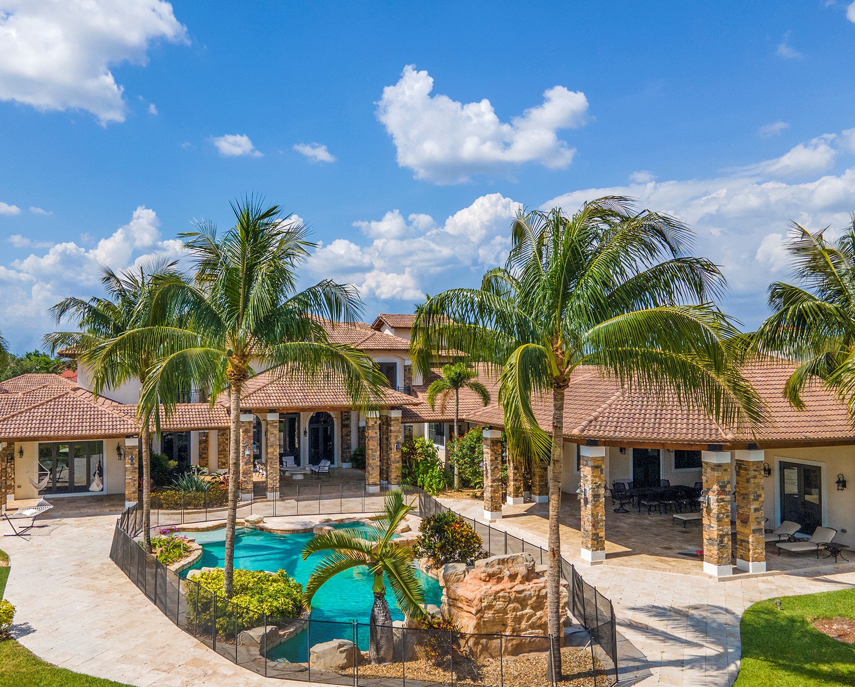 Former Clothing CEO Lists Southwest Ranches Estate for Nearly $10 ...