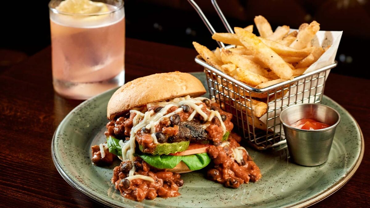 The Edison Exudes Elegance With Classic Cocktails and Impeccable Dishes ...